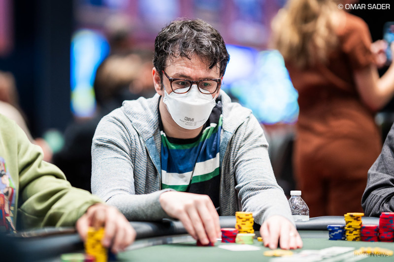 Isaac Haxton, il genio con la mascherina